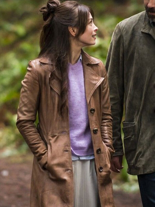 Cassandra Lee Murder In A Small Town Brown Coat