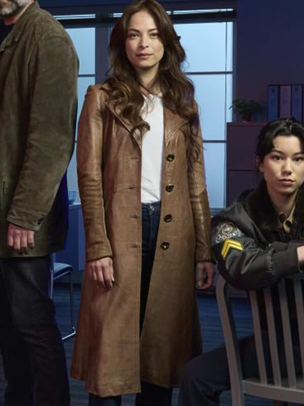 Cassandra Lee Murder In A Small Town Brown Coat